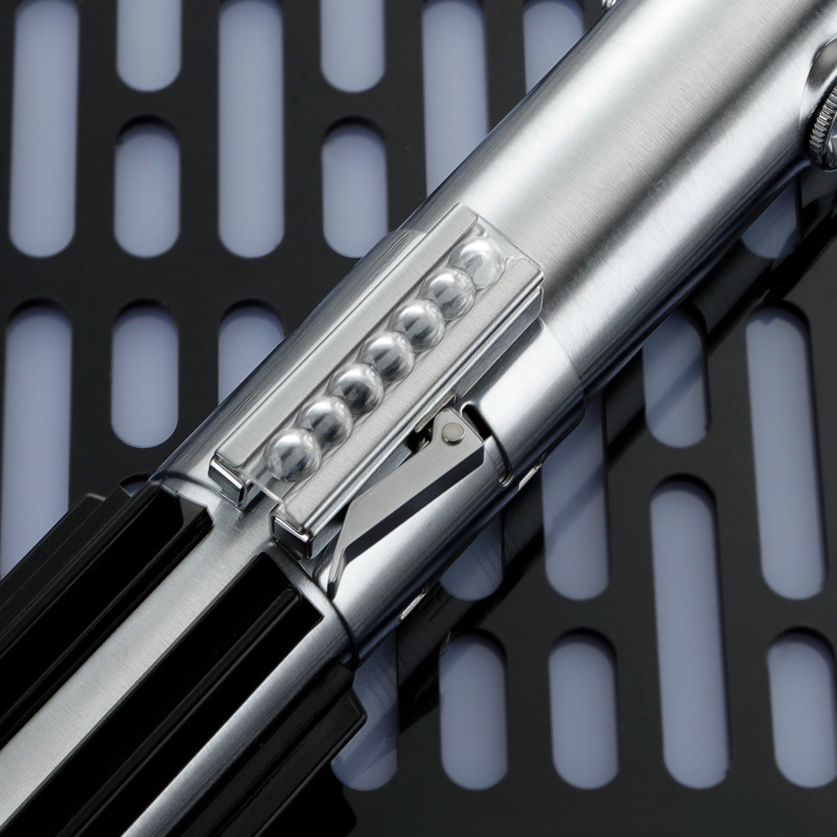 Lightsaber® Graflex Saber | RGB/PIXEL Dueling-Ready | Authentic Movie ...